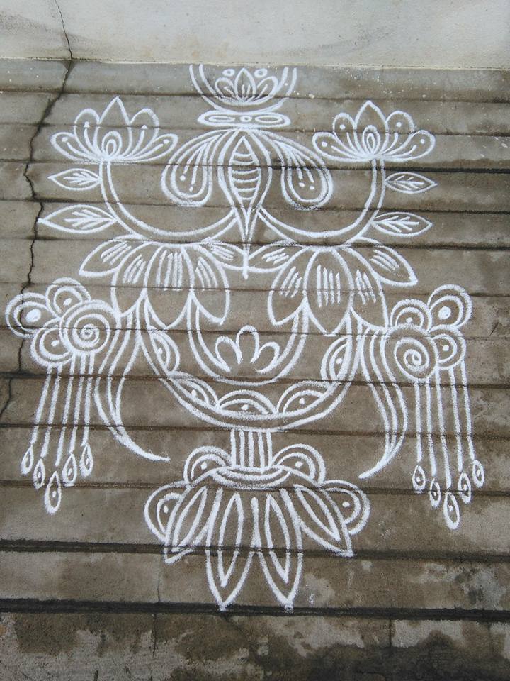 TELUGU WEB WORLD: CREATIVE LINES FLOWER RANGOLI ART