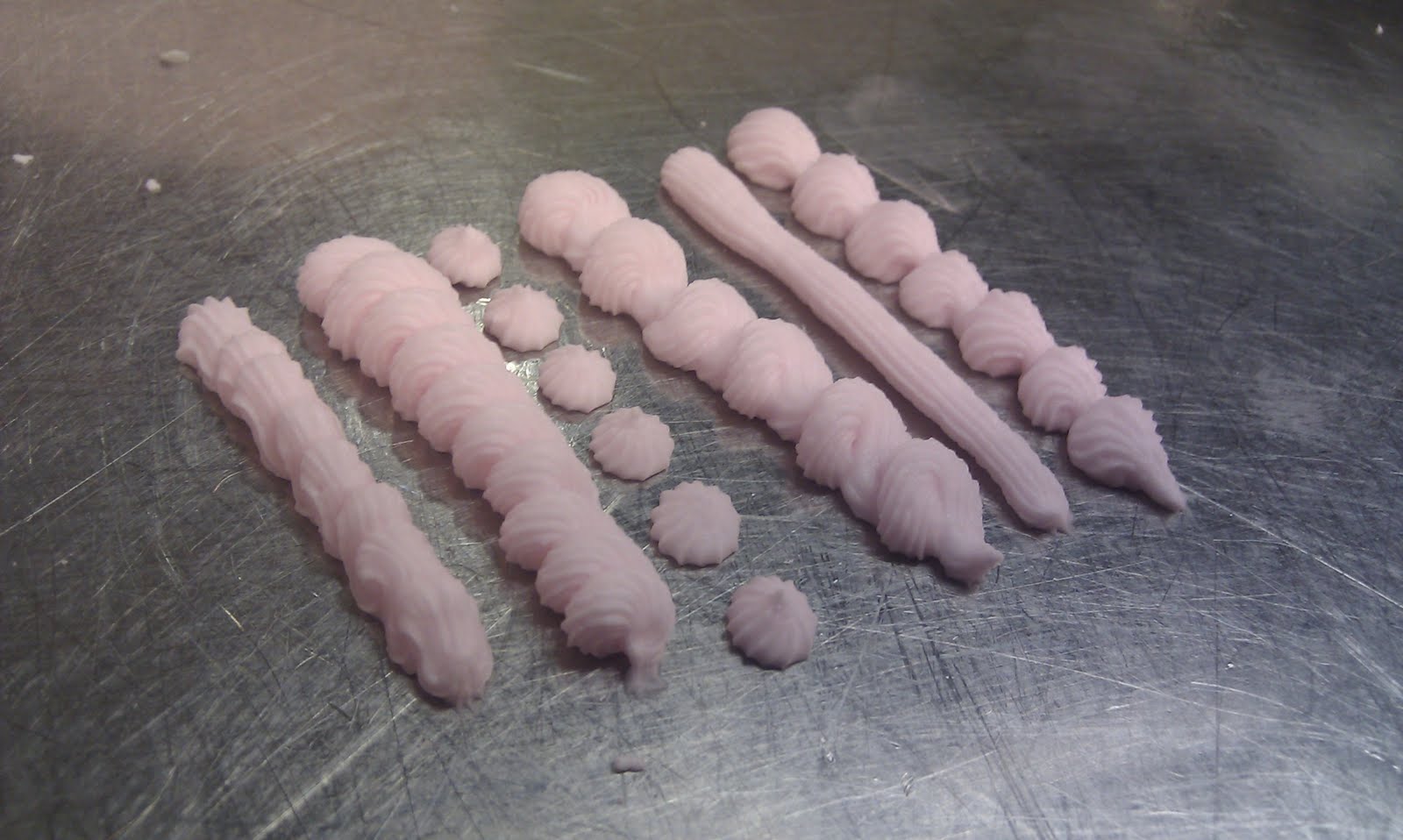 The World of Wacky Wendy Woo: Royal Icing Techniques