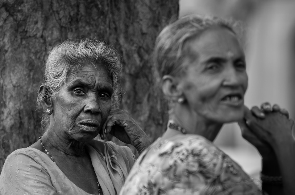 Cara Membuat Foto Hitam Putih Menjadi Berwarna | Juara Tekno