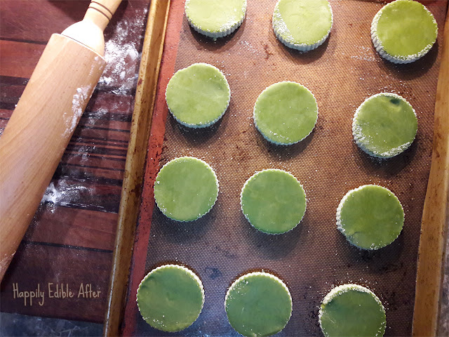 Matcha Shortbread Cookies