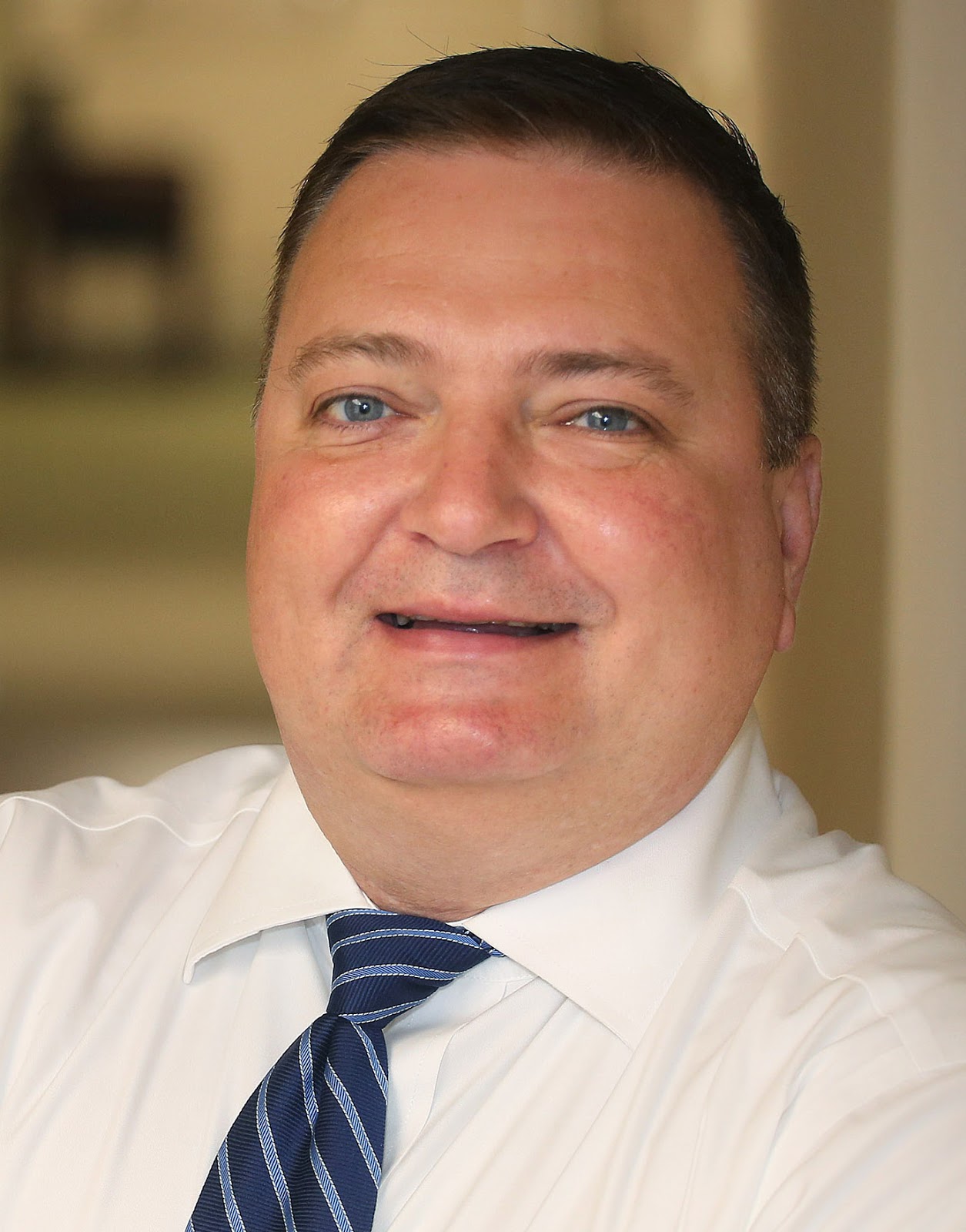 Med School Watercooler: Dr. Kevin Green Featured on FOX10