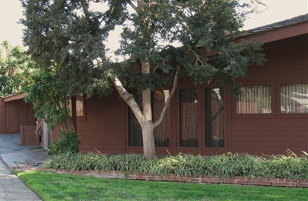 Lloyd Wright Designed Mat House in Reseda | San Fernando Valley Blog