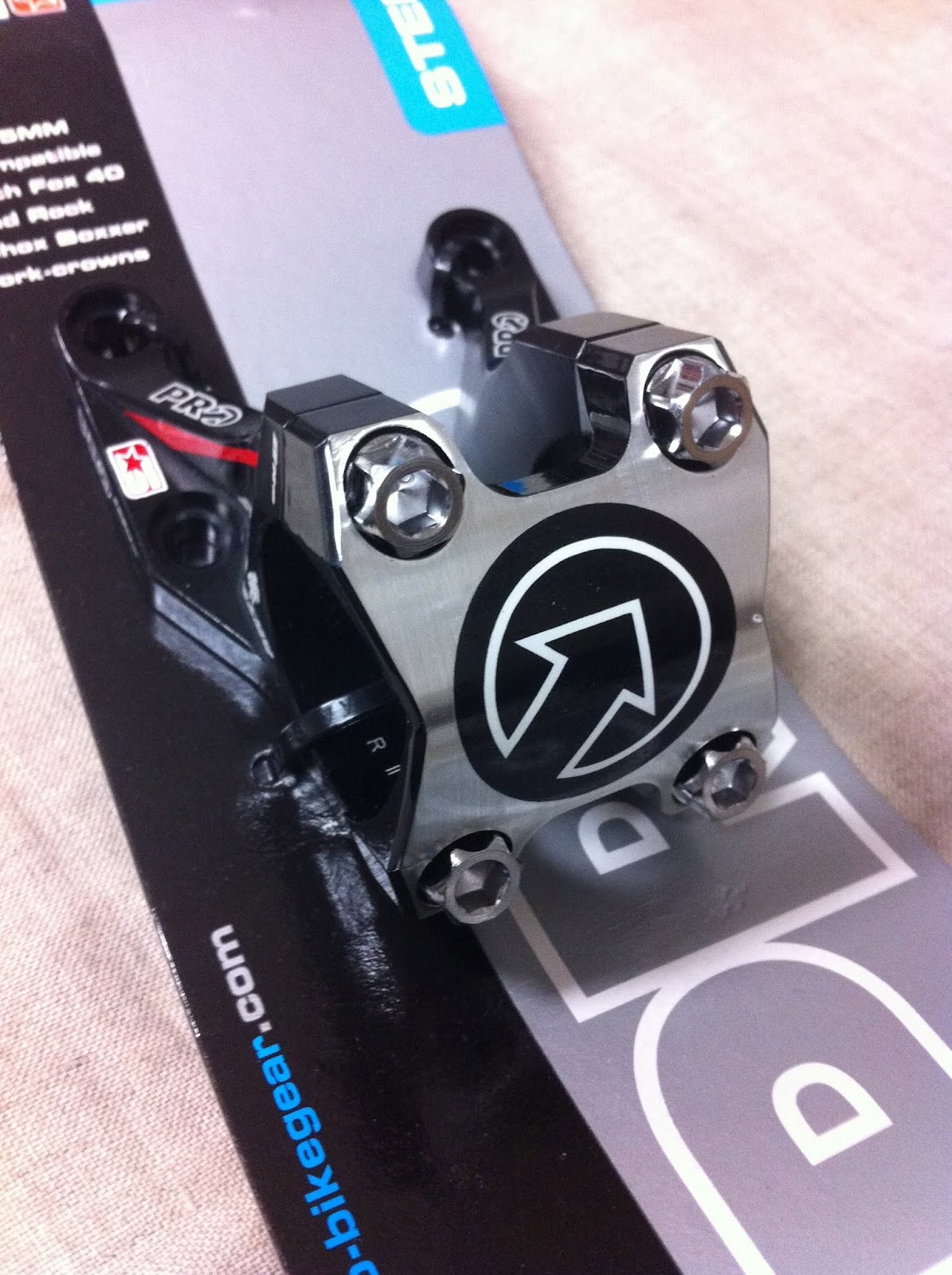 自転する医師: Pro Atherton Direct Mount DH Stem