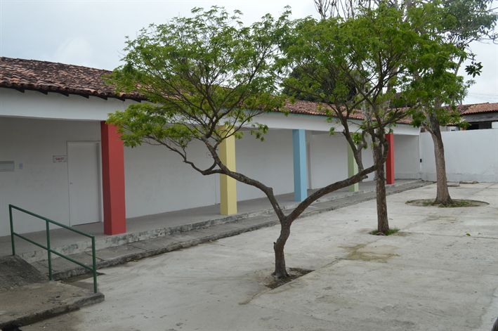 Blog Por Simas: REFORMADA E AMPLIADA, ESCOLA ANA BRANDOA SERÁ ENTREGUE ...