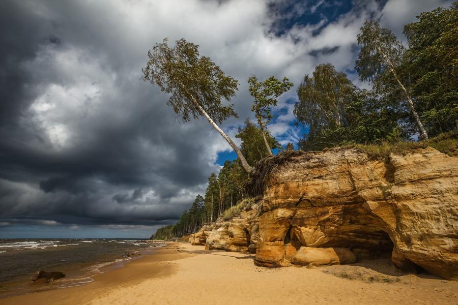 The Blue Arrow: Amber Coast on Baltic Sea, Kaliningrad Oblast, Russia