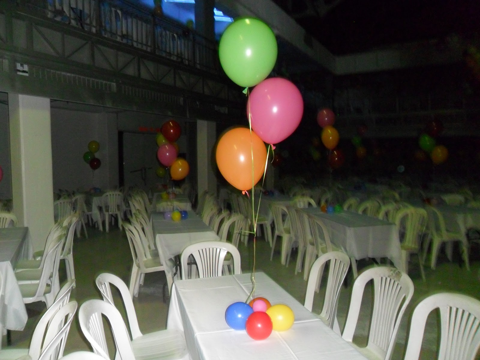 DECORACME. DECORACIONES EN GLOBOS: GLOBOS INFLADOS CON HELIO BOGOTA
