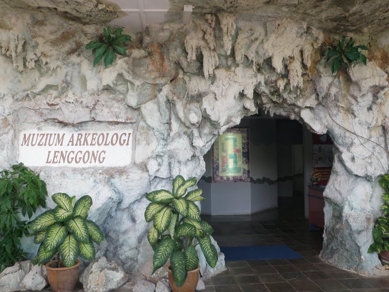 Unschooling Homeschool: Perak Man at Archaeology Museum Lenggong, Perak ...
