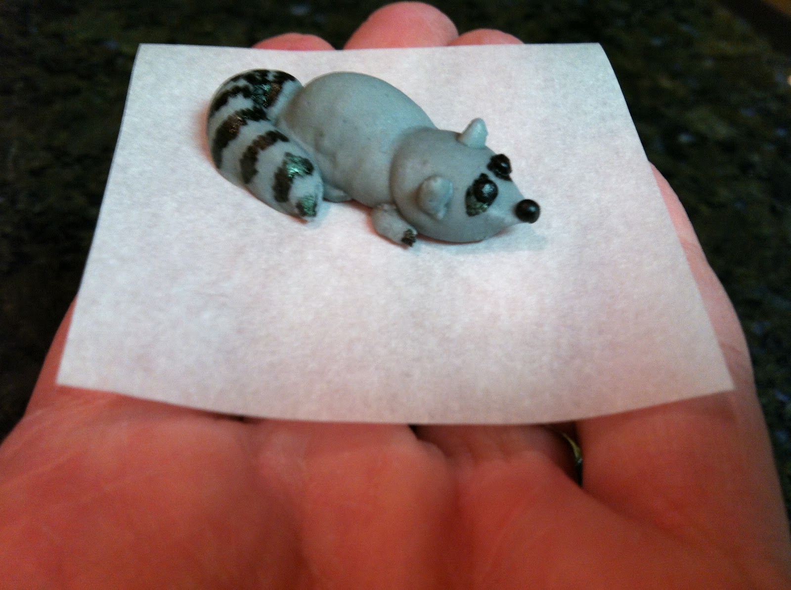 The Iced Queen: Royal Icing Raccoon