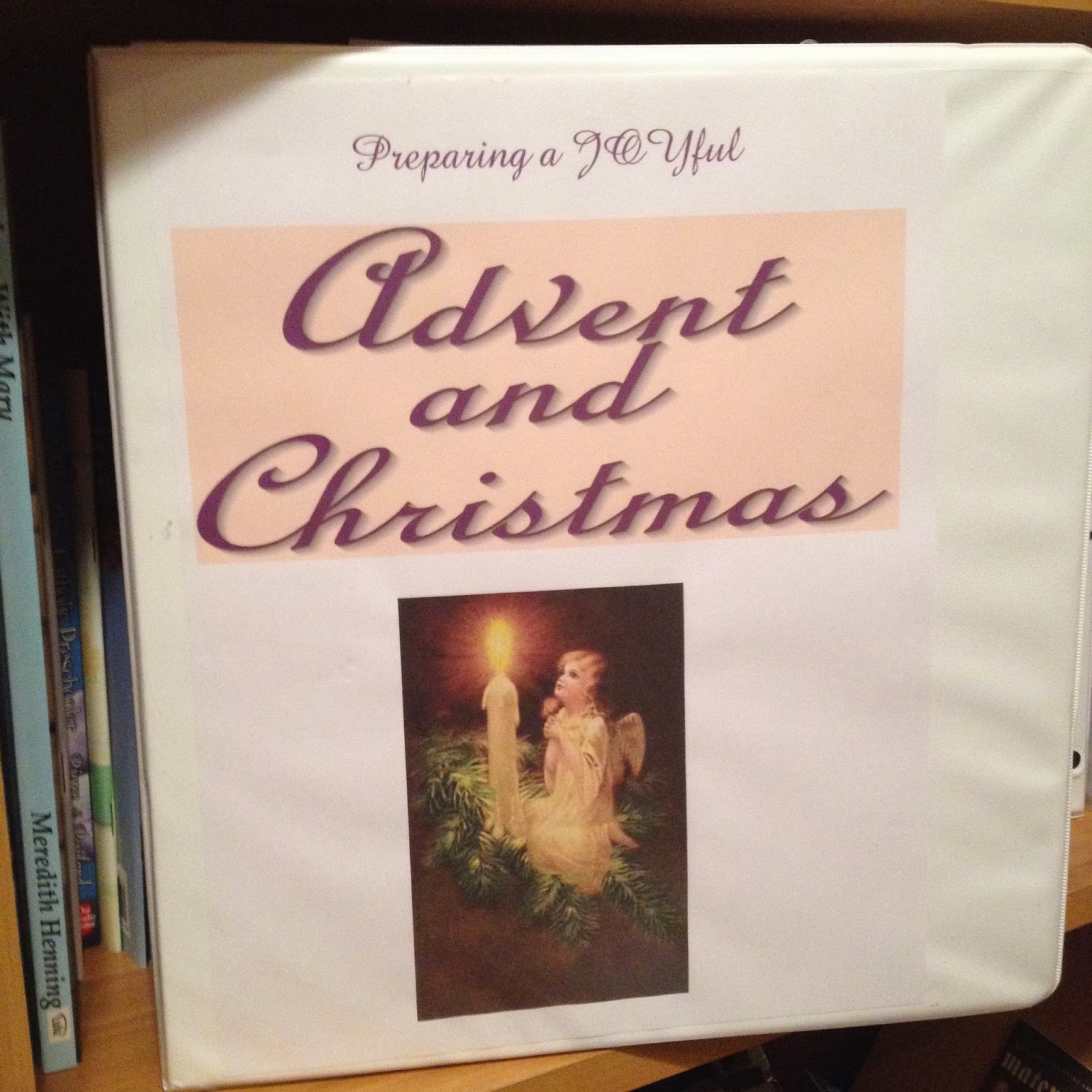 Family At The Foot Of The Cross: Advent For Dummies