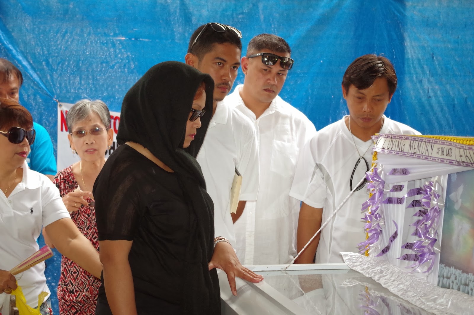 LIB'S LABYRINTH: An Ilocano Funeral