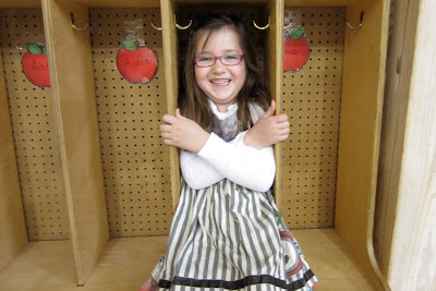 The Damm Spot: Kids in cubbies