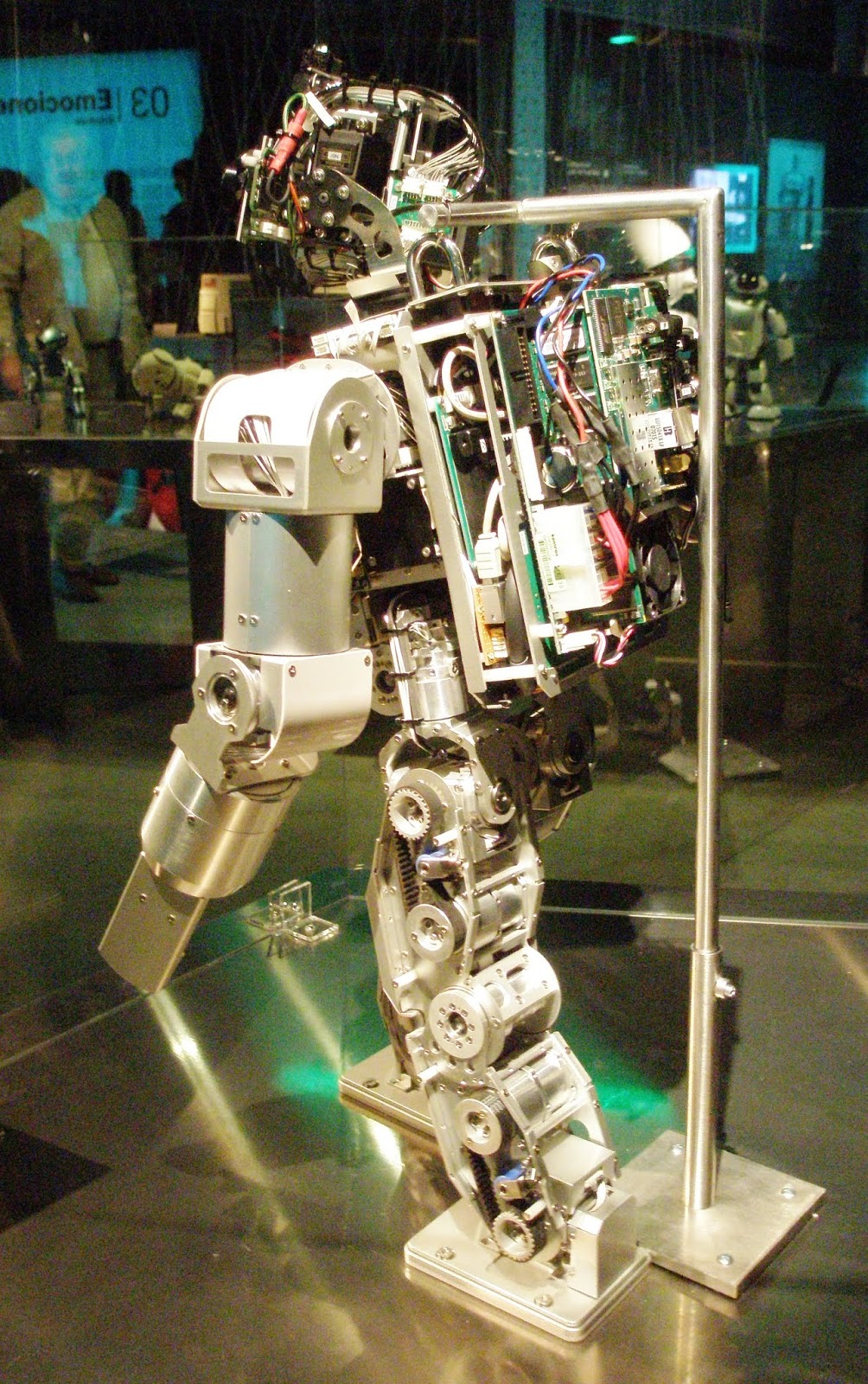 3 temas tic: Nosotros Robots