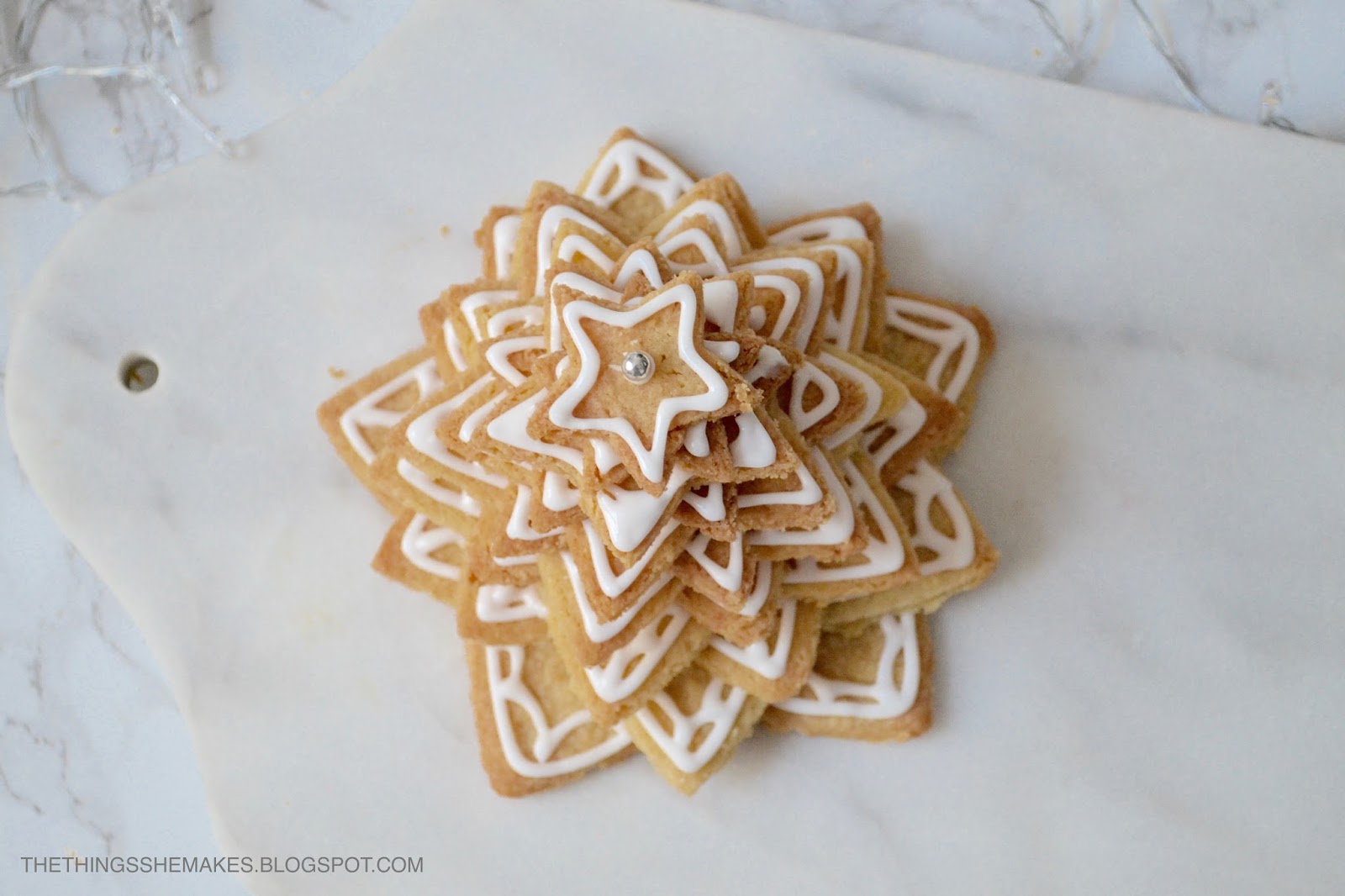 DIY Christmas | Iced Biscuit Christmas Tree & Mug Biscuits | The Things ...