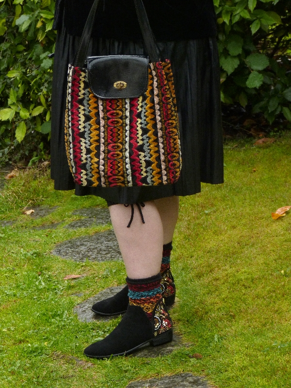 In The Writer's Closet: Modish Matrons #29: Beautiful Black