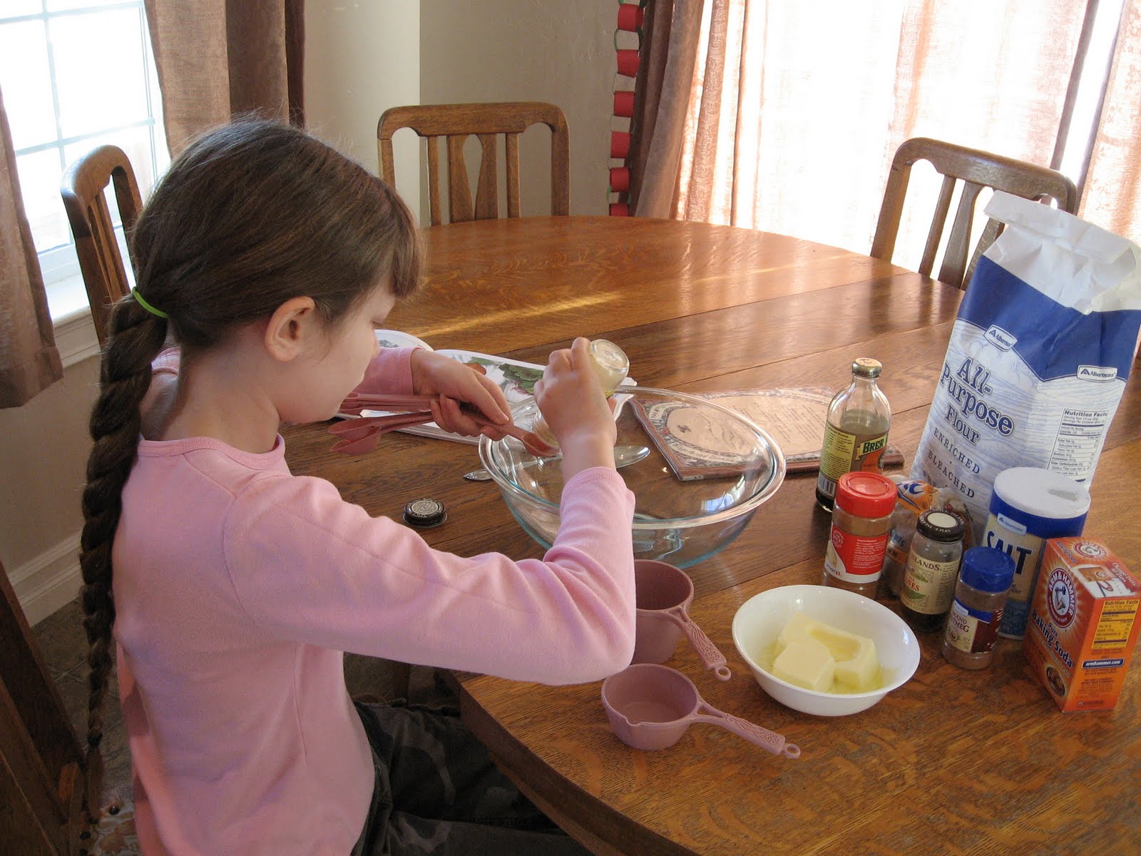 Almost Unschoolers: Baking a Batch of Gingerbread Friends