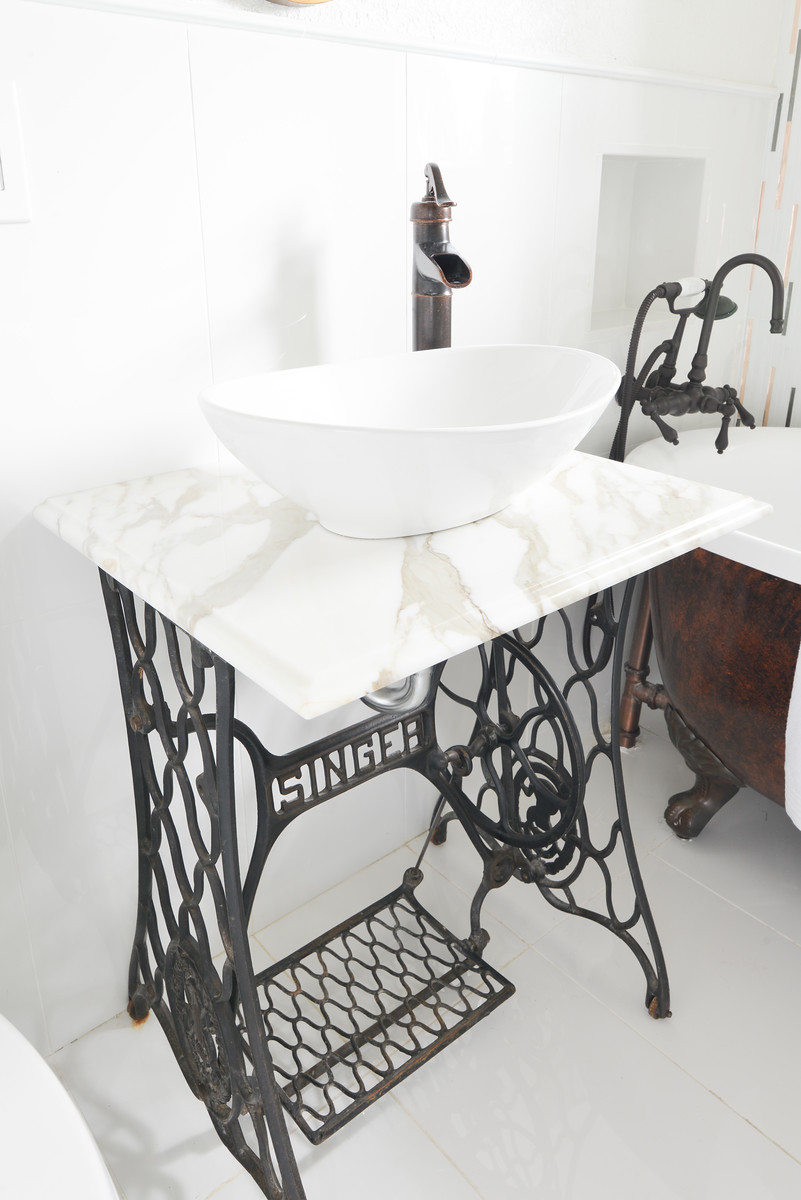 Live Laugh Decorate: A copper-inspired clawfoot tub, meets a sewing ...
