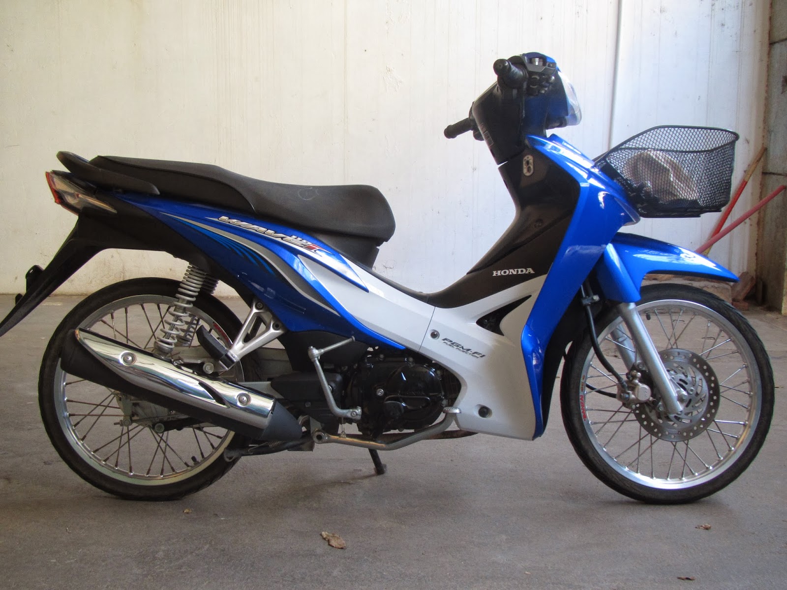the sale of motorcycle wave i 110c 2012 - Motor sale
