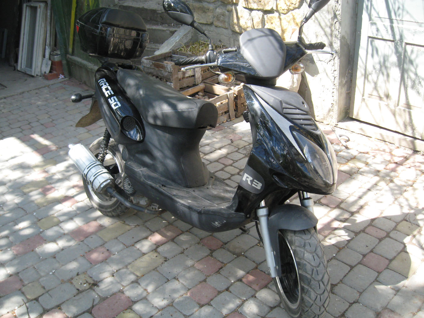 Скутер. Як воно насправді є. Yamaha Suzuki Honda Aprilia Peugeot ...