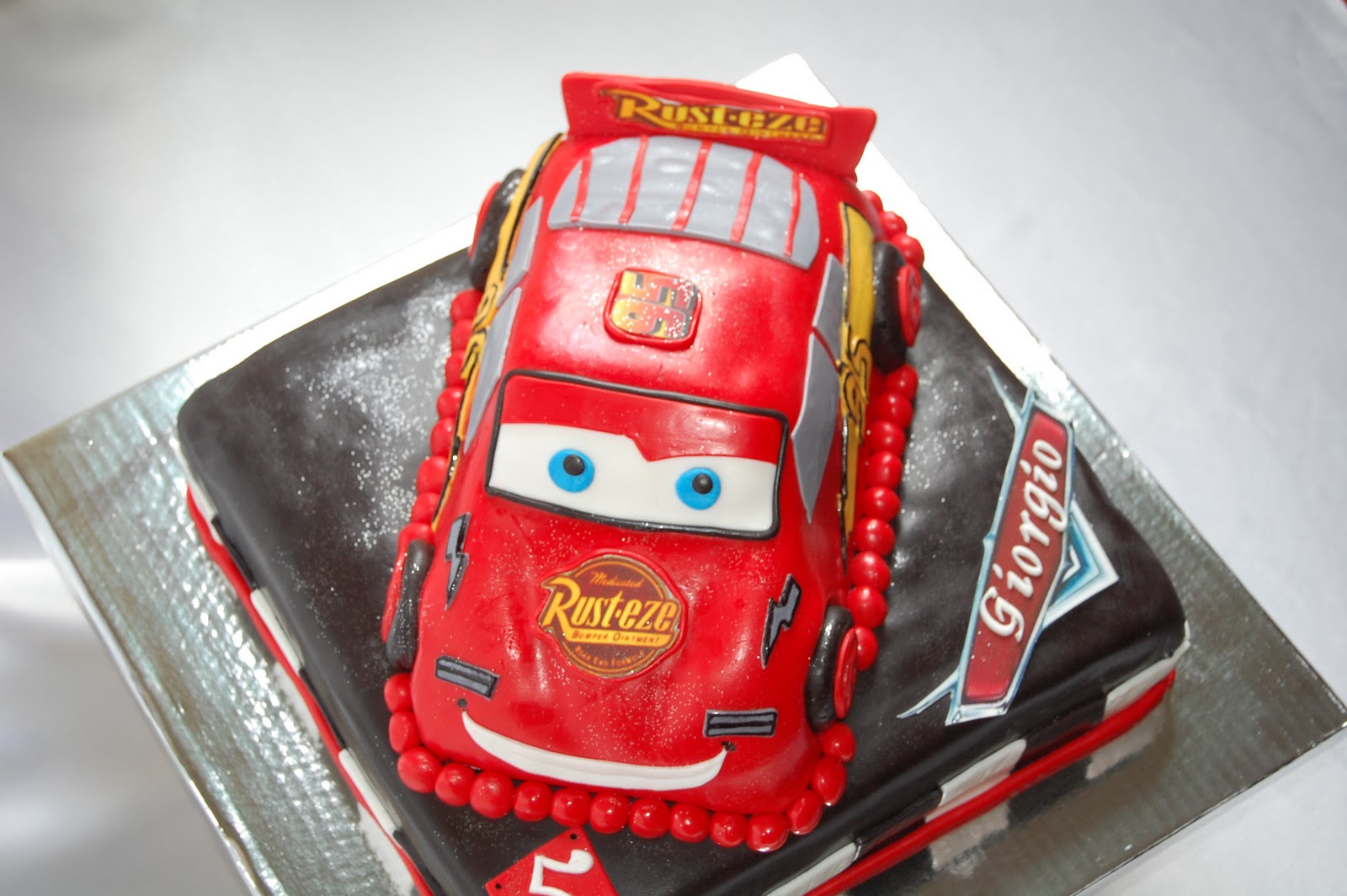 CUSTOMISED CAKES BY JEN: Disney Pixar Cars Cake