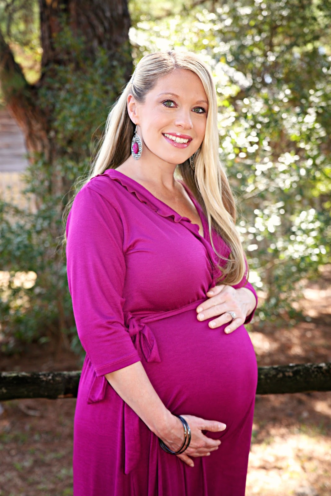 {Baby Girl's Maternity Pictures}