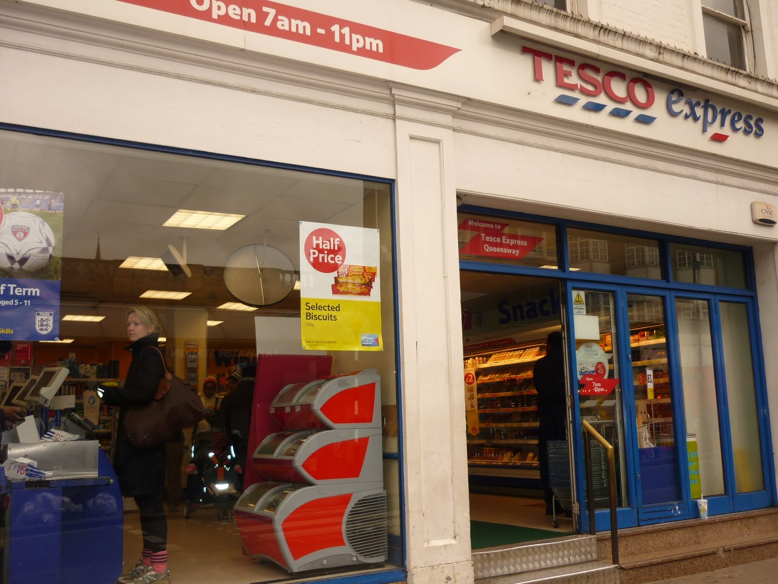 My Life & My Loves ::.: Tesco Express @London