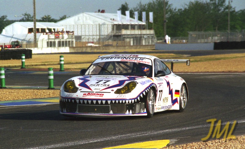 A fleur de piste: Porsche 996 GT3 RS