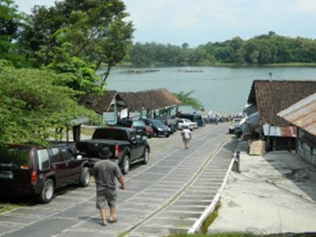 Tempat Wisata Waduk Gajah Mungkur di Wonogiri. | Bendungan Waduk di ...