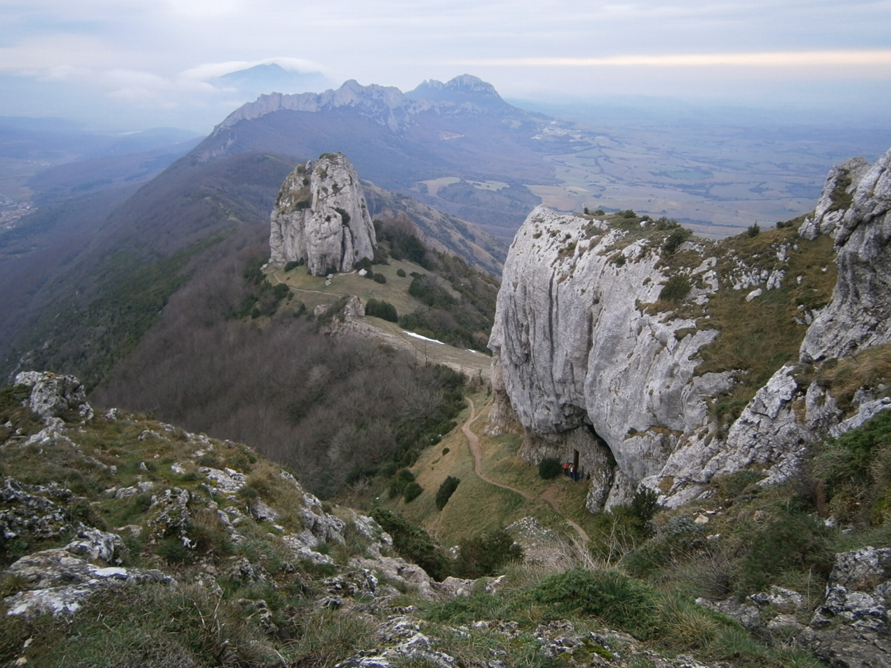 El montañero de Babio: El monte San Tirso (1.333 msnm) y la Bodega ...