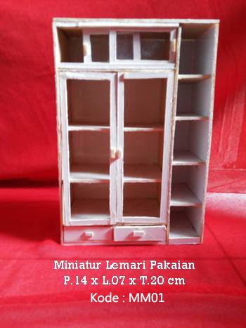 Flanel Imut: Miniatur Mebel