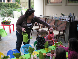 Seventies Baby: How to host a Grubby Garden Party