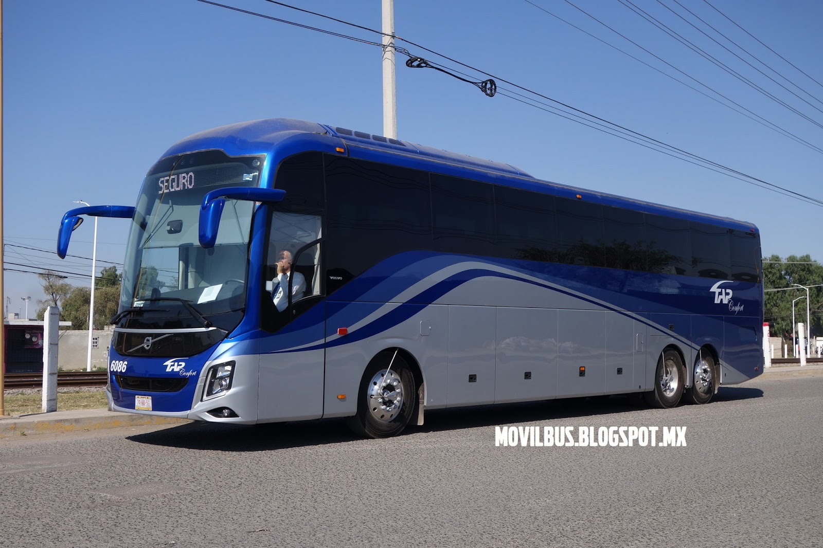 TRANSPORTES Y AUTOBUSES DEL PACIFICO ESTRENA AUTOBUSES MODELO VOLVO 9800.