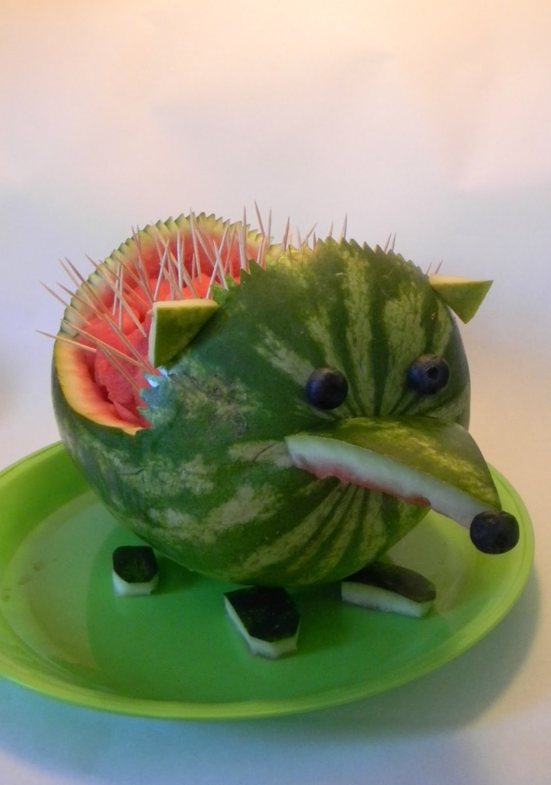Pams Party & Practical Tips: Watermelon Hedgehog