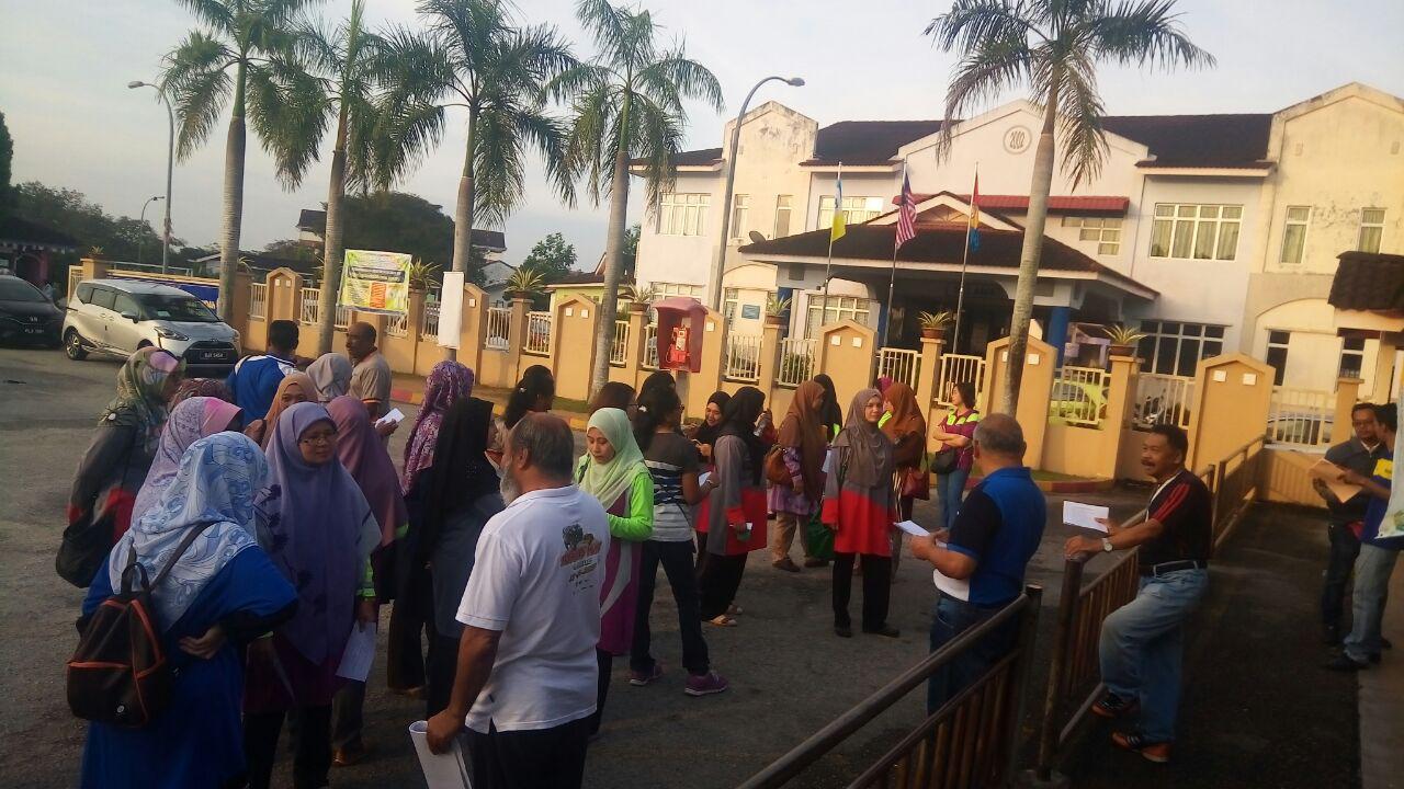 PUSAT SUMBER SK PERMAI INDAH: Aktiviti Treasure Hunt Guru SKPI