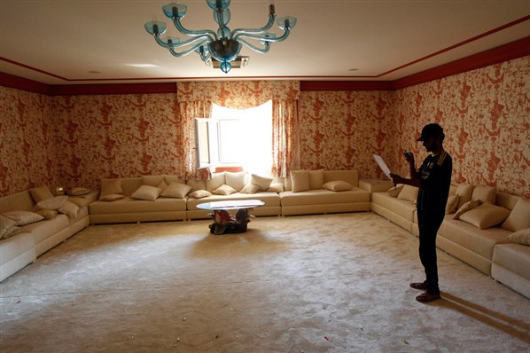 welcome to pknlr blog: Inside Gaddafi's secret luxury palaces pics
