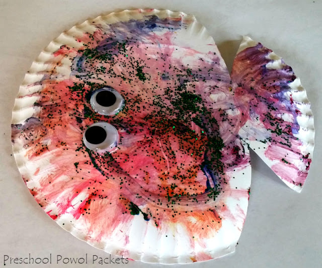 Preschool Rainbow Fish Color Mixing Experiment | Preschool Powol Packets