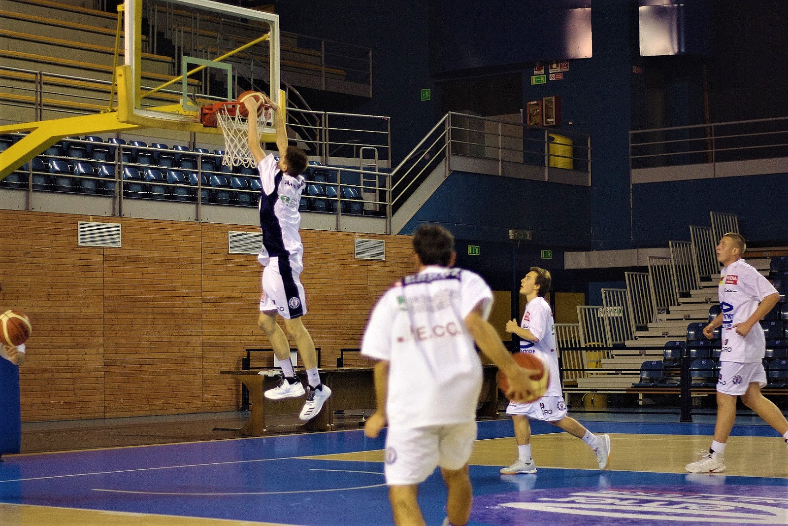 BLUOROBICA.COM: CAMPIONATO SERIE C SILVER REMER BLUOROBICA - SERIANA ...