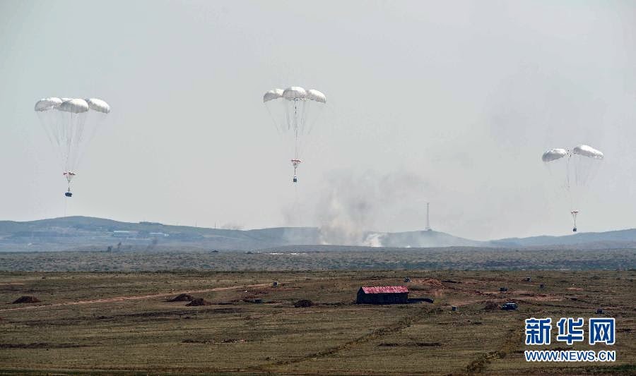 China Defense Blog: Photos of the day: HJ10 heavy ATGM