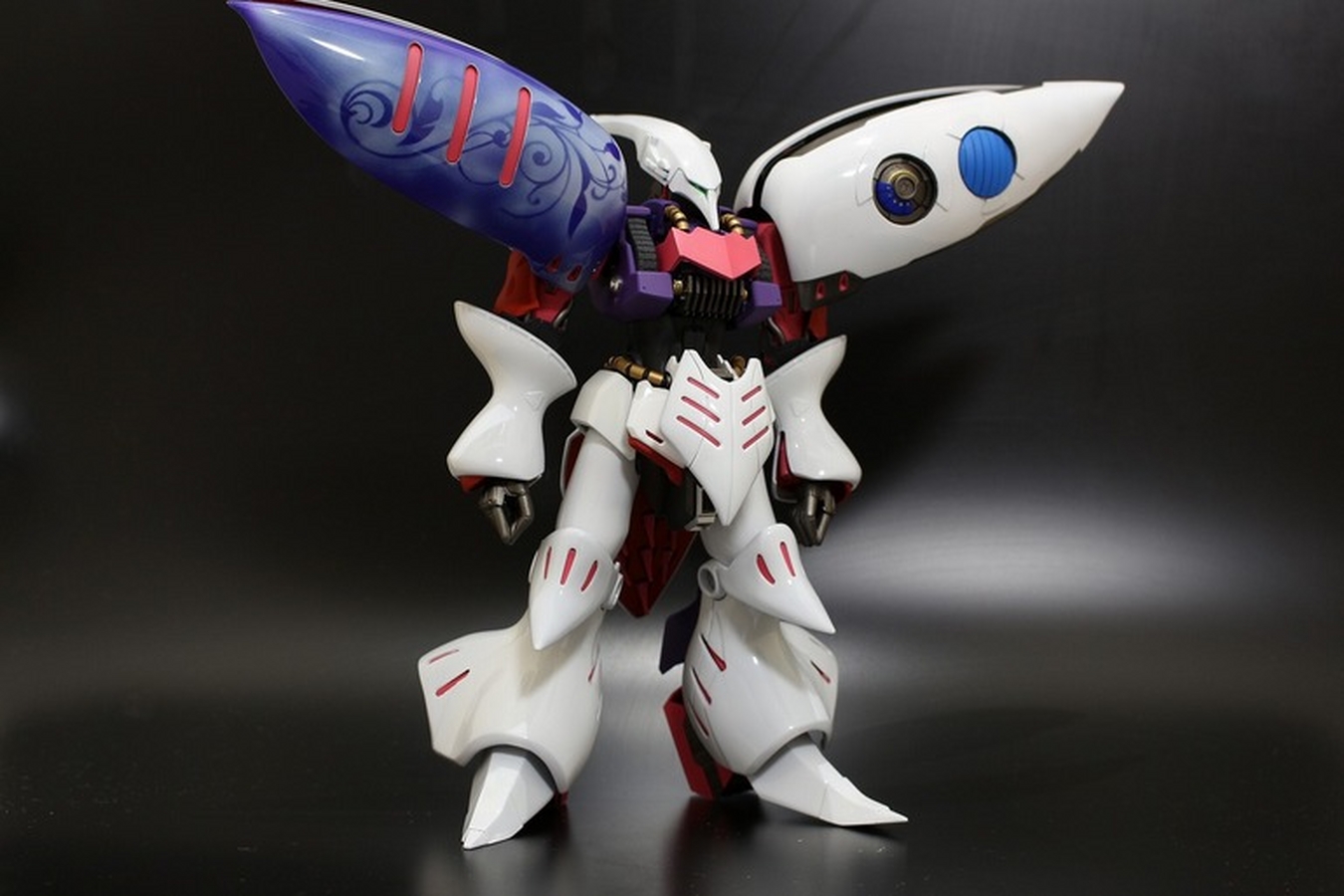 Custom Build: MG 1/100 Qubeley