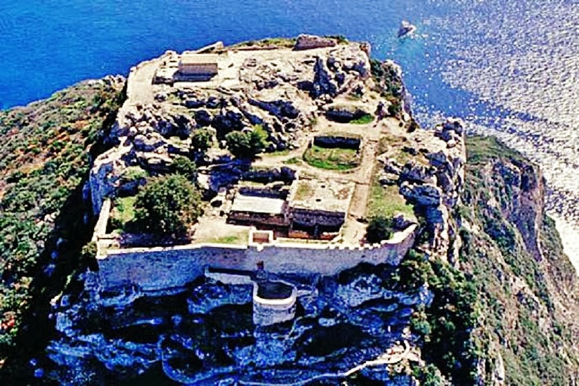 ΒΥΖΑΝΤΙΝΩΝ ΙΣΤΟΡΙΚΑ: Αγγελόκαστρο Κέρκυρα