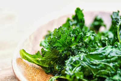 Kale Health Benefits - Why is it Good For You? : The Simple Way : For a ...