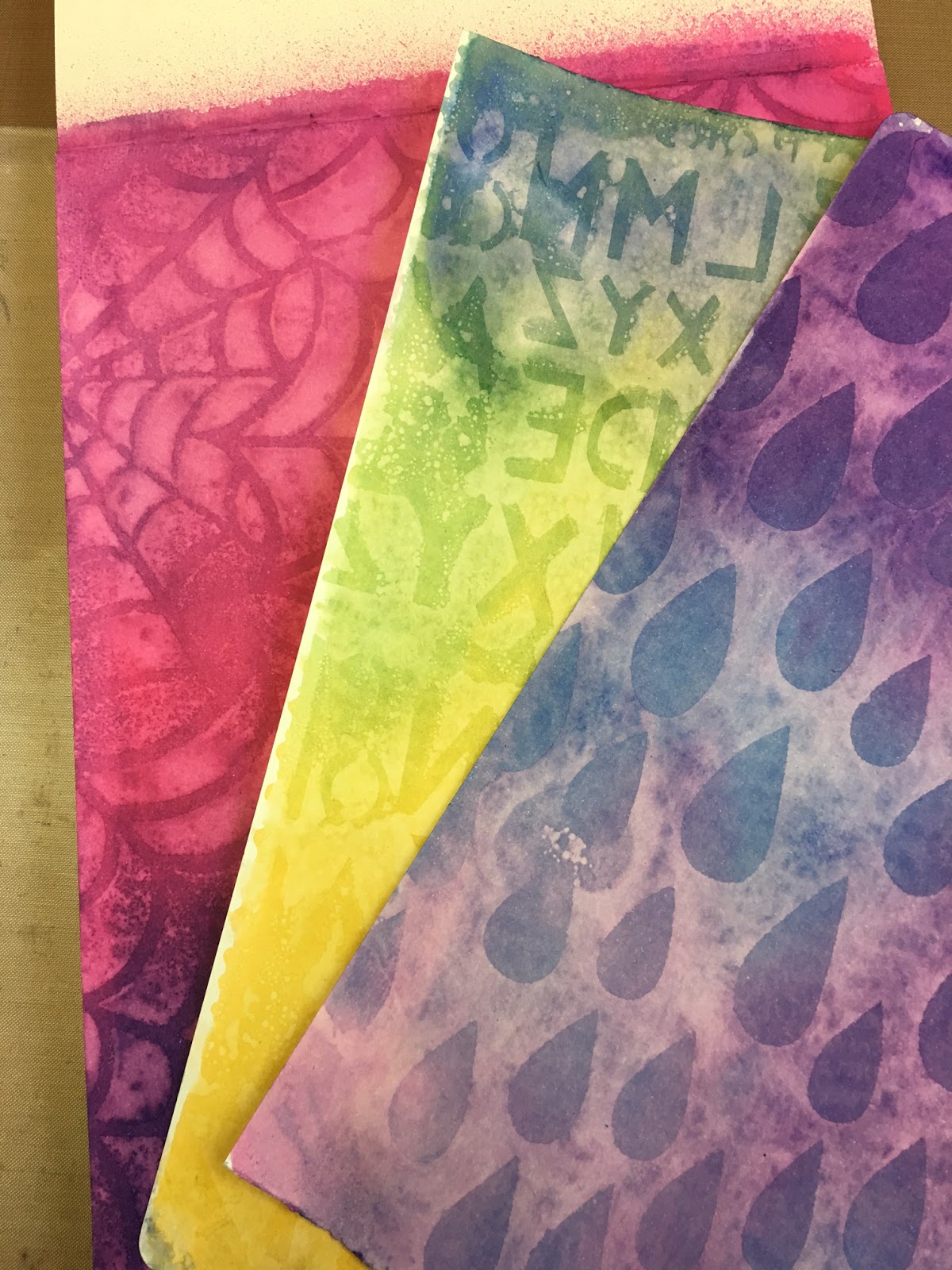 Dylan's Blog: New Dylusions Ink Sprays