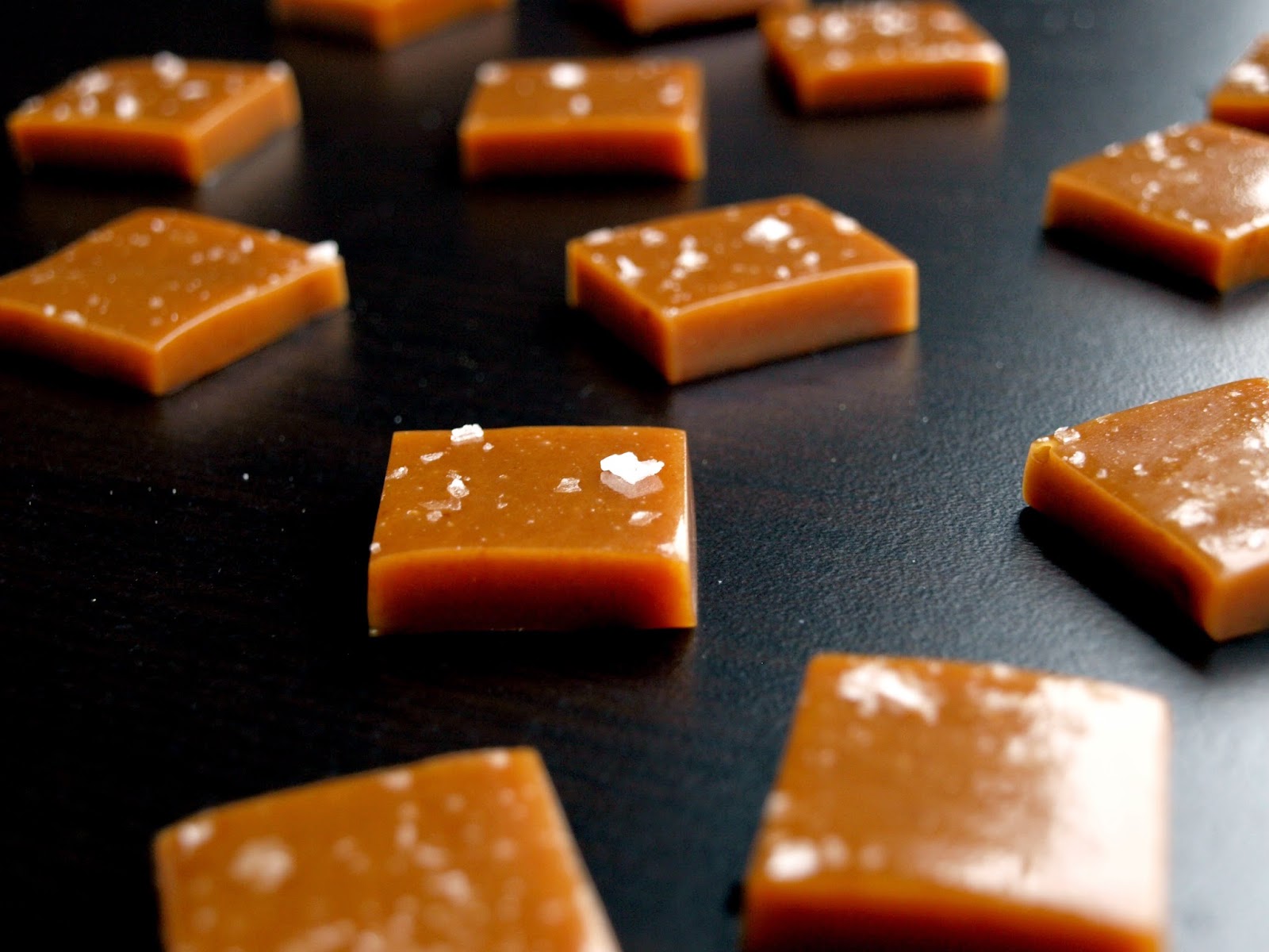 CHEZ LUCIE: Karamely s mořskou solí