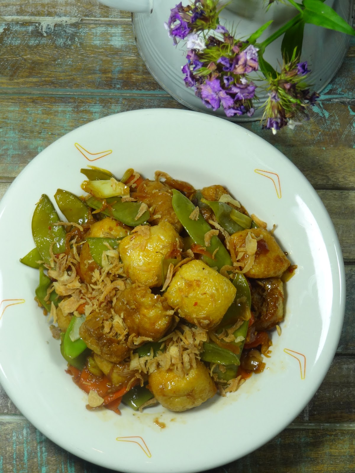 Soy puffs stir fry with pickled ginger strip