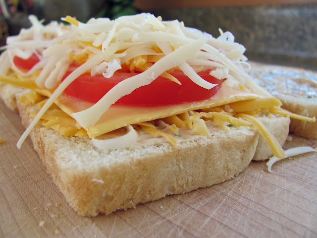 The Girly Girl Cooks: "The Cheesehead" Grilled Cheese