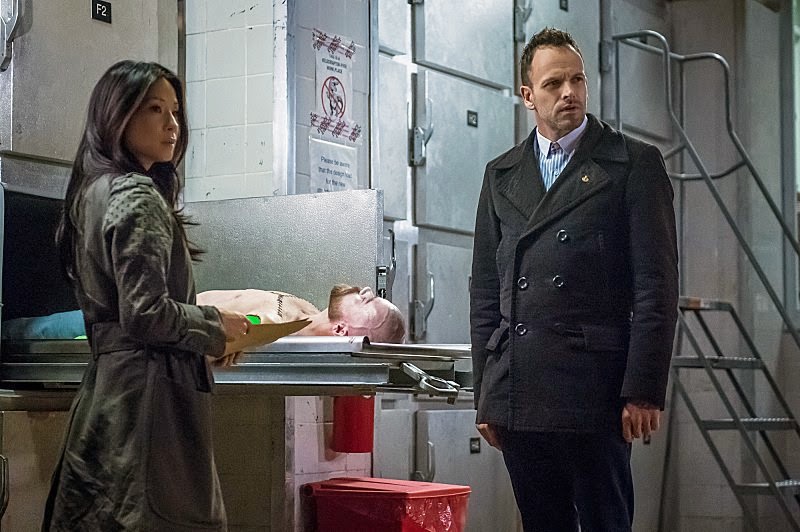 Biggest Laugh - Fitz sets the curtains on fire with said spy gear