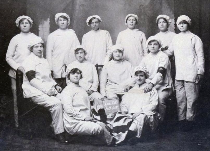 Let us Talk of Many Things; of Books and Queens and Pirates, of Mystery ...