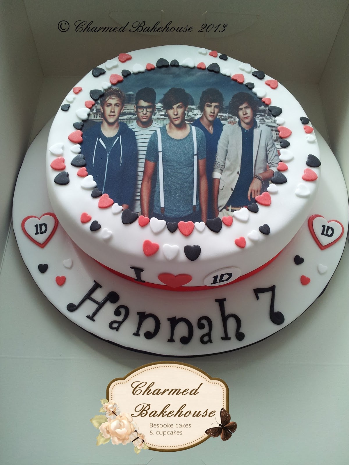 10" bespoke edible image cake