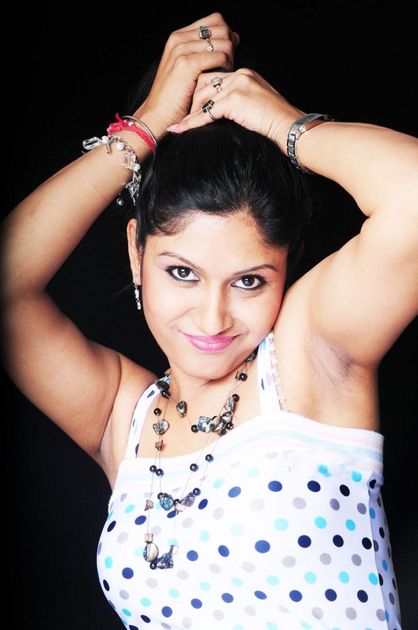 Pictures from indian movies and actress: Naina dark armpits