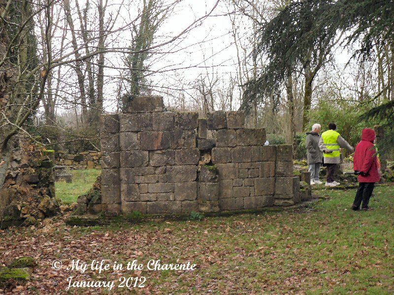 My Life in the Charente: Cherves-Châtelars - A Walk with a Surprise at ...