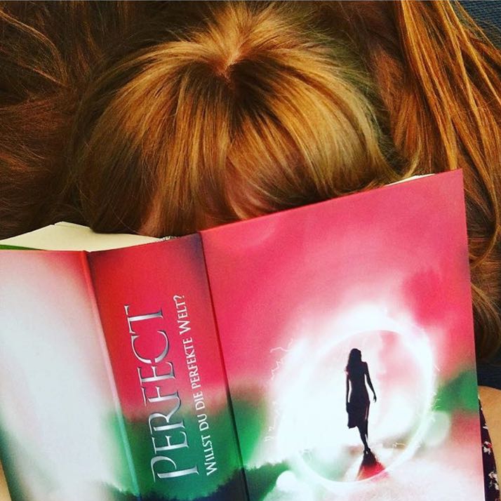 Bunter Lesesessel: Das bin ich: Anna ;)